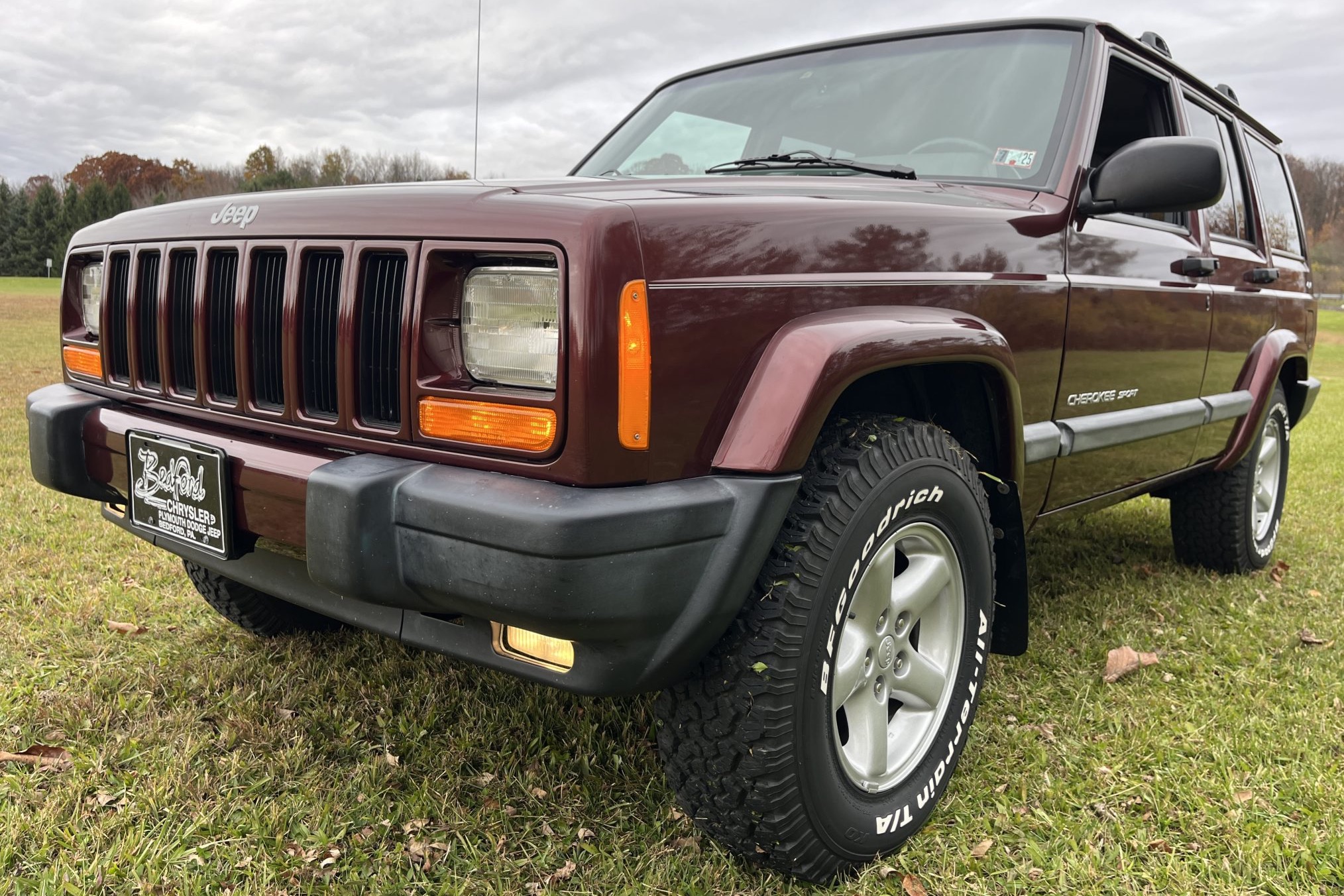 2001 Jeep Cherokee Sport VIN 1J4FF48S21L612264 | Hagerty Valuation Tools